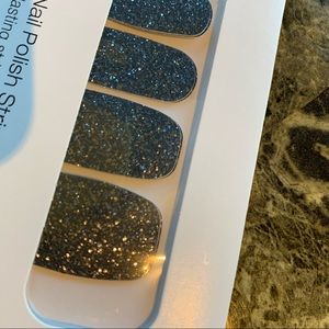 Color Street | Makeup | Color Street Moon River Fall Nail Stripe | Poshmark